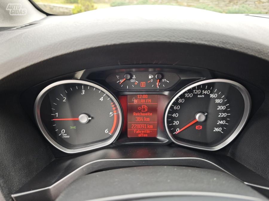 Zils Ford S-Max 2011 Viļņa, ar dzinēja tilpumu 2.00 L un nobraukumu 228 tūkst. km par 4400 €, foto 16 vietnē AUTOMOTO.COM.LV