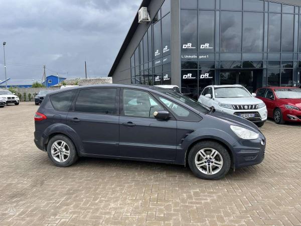 Blue Ford S-Max 2011 in Taurage, with an engine capacity of 2.00 L and mileage of 257 thousand km for 3600 €, photo 4 on AUTOMOTO.COM.LV
