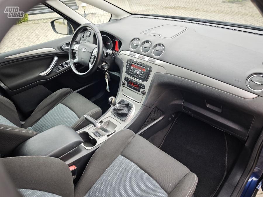 Blue Ford S-Max 2011 in Vilnius, with an engine capacity of 2.00 L and mileage of 228 thousand km for 4300 €, photo 21 on AUTOMOTO.COM.LV