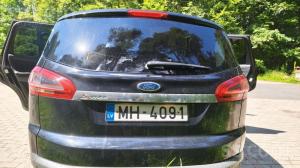 Zils Ford S-Max 2011 Rīga, ar dzinēja tilpumu 2.00 L un nobraukumu 194 tūkst. km par 4800 €, foto 16 vietnē AUTOMOTO.COM.LV