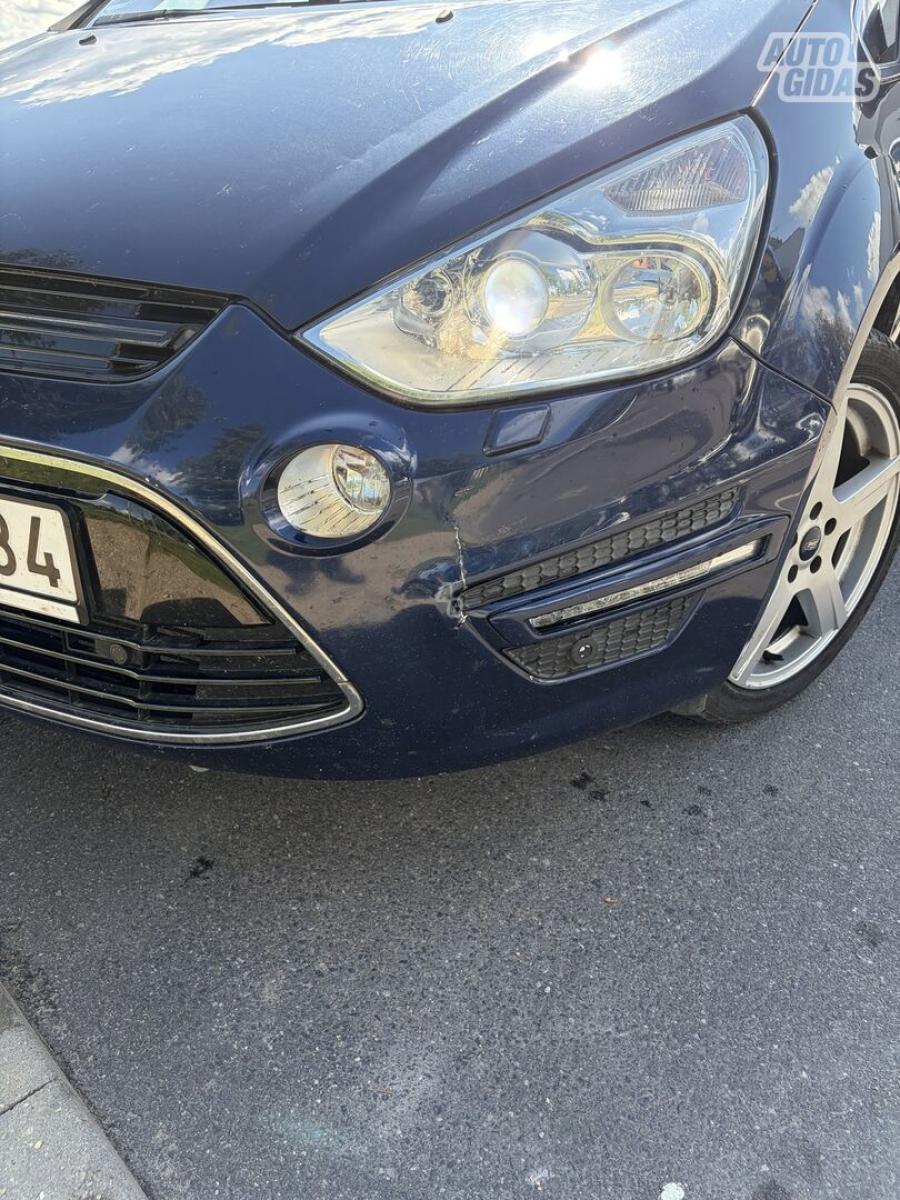 Blue Ford S-Max 2011 in Vilnius, with an engine capacity of 2.20 L and mileage of 281 thousand km for 4900 €, photo 9 on AUTOMOTO.COM.LV