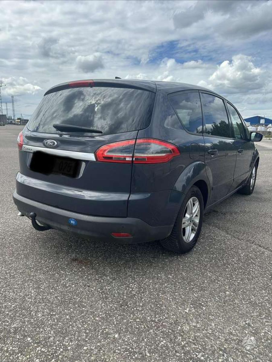 Zils Ford S-Max 2011 Kauņa, ar dzinēja tilpumu 1.60 L un nobraukumu 207 tūkst. km par 4450 €, foto 3 vietnē AUTOMOTO.COM.LV