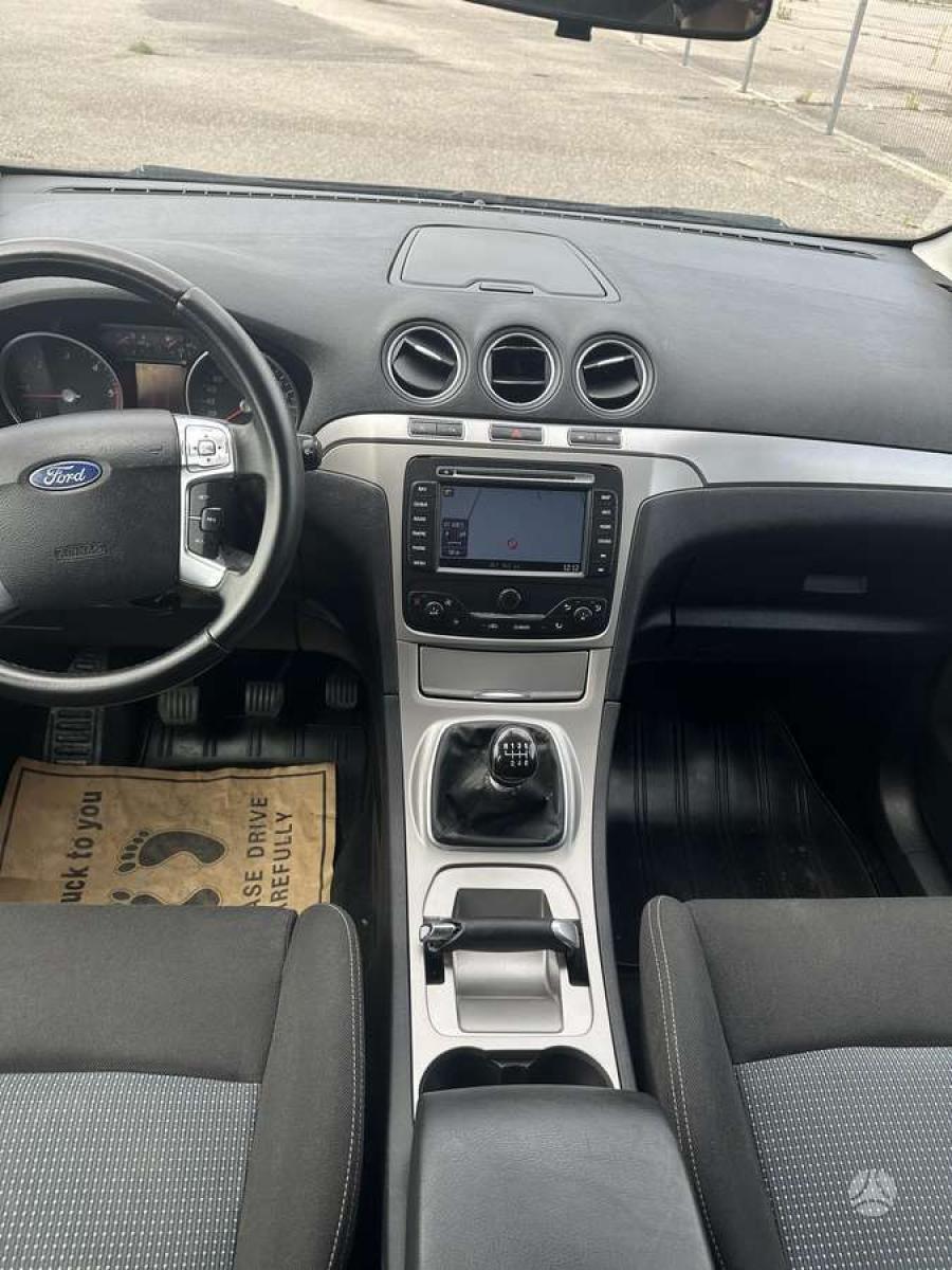 Zils Ford S-Max 2011 Kauņa, ar dzinēja tilpumu 1.60 L un nobraukumu 207 tūkst. km par 4450 €, foto 6 vietnē AUTOMOTO.COM.LV
