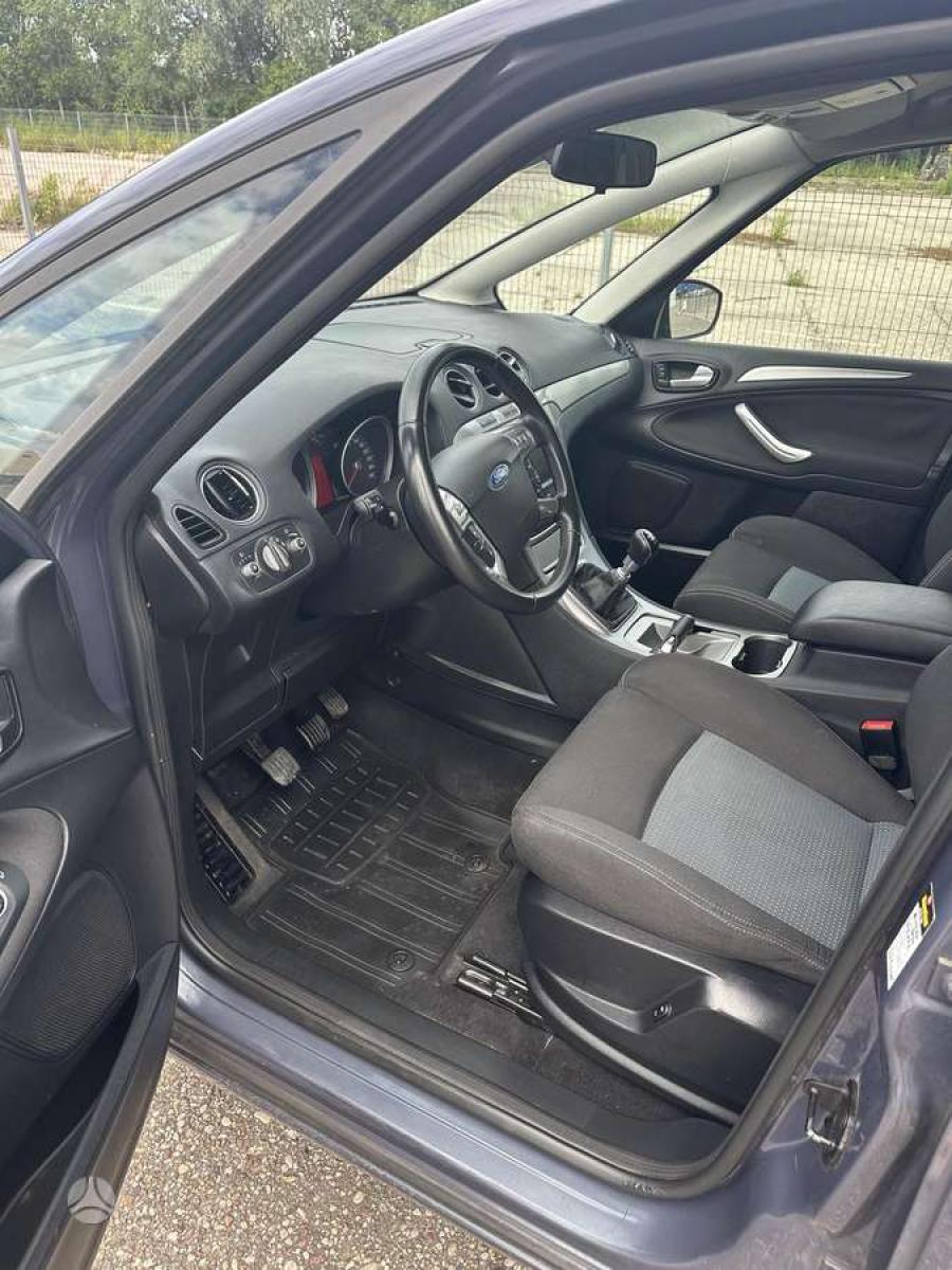 Zils Ford S-Max 2011 Kauņa, ar dzinēja tilpumu 1.60 L un nobraukumu 207 tūkst. km par 4450 €, foto 8 vietnē AUTOMOTO.COM.LV
