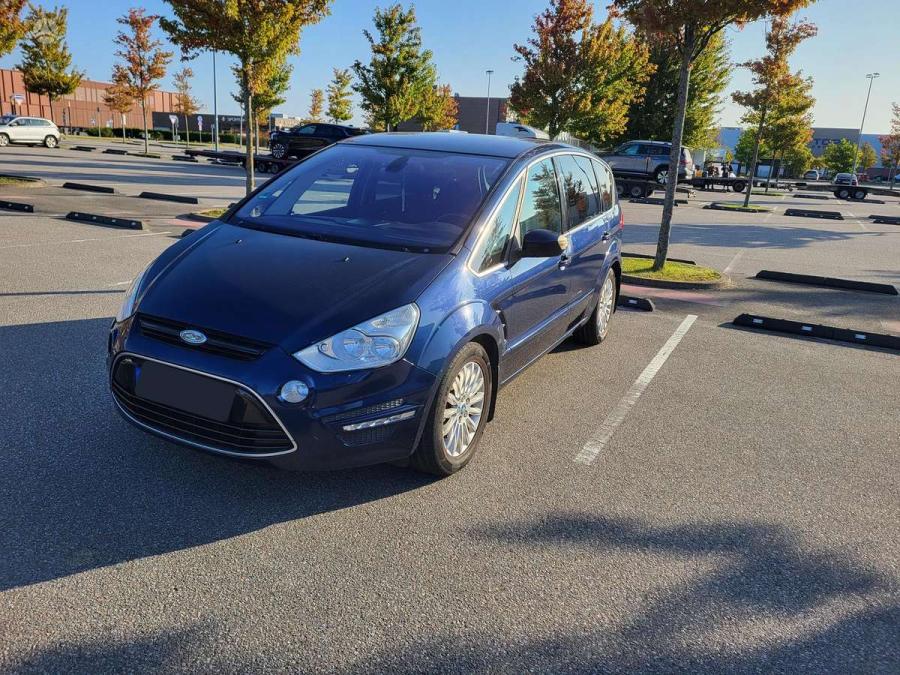 Blue Ford S-Max 2011 in Klaipeda, with an engine capacity of 2.00 L and mileage of 338 thousand km for 4200 €, photo 3 on AUTOMOTO.COM.LV