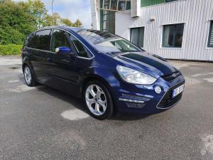 Blue Ford S-Max 2011 in Kelme, with an engine capacity of 2.00 L and mileage of 232 thousand km for 5800 €, photo 3 on AUTOMOTO.COM.LV