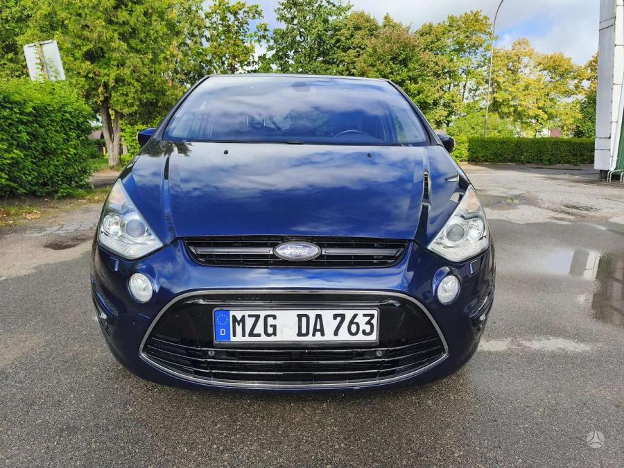 Blue Ford S-Max 2011 in Kelme, with an engine capacity of 2.00 L and mileage of 232 thousand km for 5800 €, photo 4 on AUTOMOTO.COM.LV