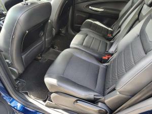 Blue Ford S-Max 2011 in Kelme, with an engine capacity of 2.00 L and mileage of 232 thousand km for 5800 €, photo 9 on AUTOMOTO.COM.LV