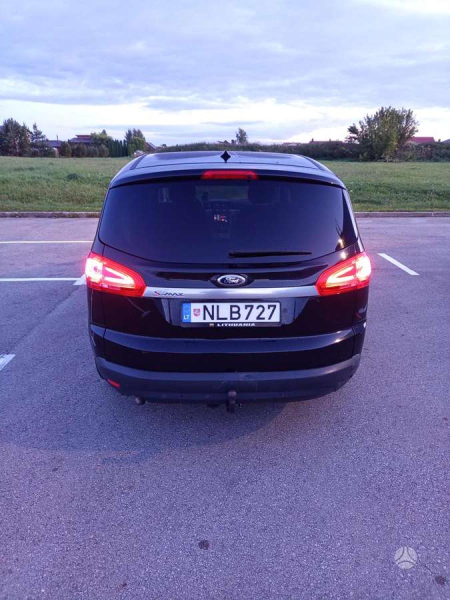Blue Ford S-Max 2011 in Panevezys, with an engine capacity of 2.00 L and mileage of 260 thousand km for 3300 €, photo 3 on AUTOMOTO.COM.LV