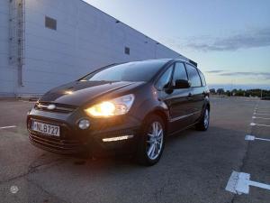 Blue Ford S-Max 2011 in Panevezys, with an engine capacity of 2.00 L and mileage of 260 thousand km for 3300 €, photo 9 on AUTOMOTO.COM.LV