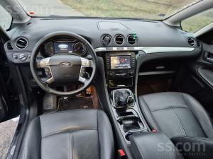 Zils Ford S-Max 2012 Rīga, ar dzinēja tilpumu 1.60 L un nobraukumu 275 tūkst. km par 3000 €, foto 8 vietnē AUTOMOTO.COM.LV