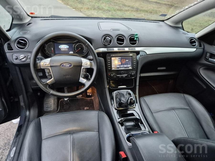 Zils Ford S-Max 2012 Rīga, ar dzinēja tilpumu 1.60 L un nobraukumu 275 tūkst. km par 3000 €, foto 8 vietnē AUTOMOTO.COM.LV