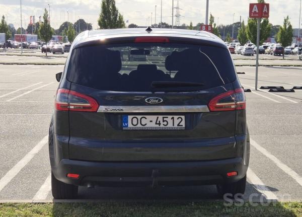 Zils Ford S-Max 2012 Rīga, ar dzinēja tilpumu 1.60 L un nobraukumu 275 tūkst. km par 3000 €, foto 8 vietnē AUTOMOTO.COM.LV