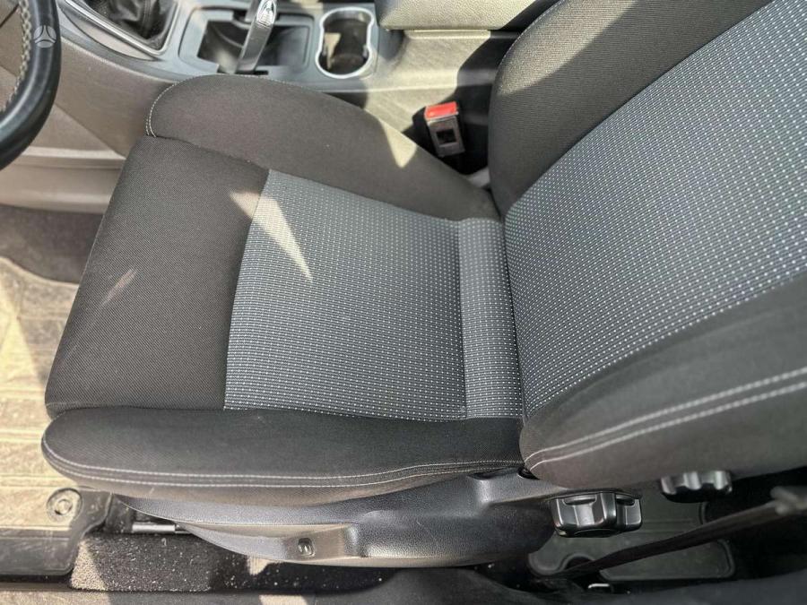 Zils Ford S-Max 2012 Rokiškis, ar dzinēja tilpumu 2.00 L un nobraukumu 324 tūkst. km par 3600 €, foto 16 vietnē AUTOMOTO.COM.LV