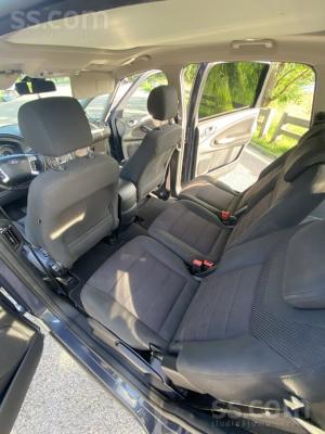 Zils Ford S-Max 2012 Kuldīga, ar dzinēja tilpumu 2.00 L un nobraukumu 291 tūkst. km par 4800 €, foto 8 vietnē AUTOMOTO.COM.LV