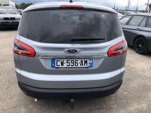 Zils Ford S-Max 2013 Panevēža, ar dzinēja tilpumu 2.00 L un nobraukumu 288 tūkst. km par 5500 €, foto 5 vietnē AUTOMOTO.COM.LV