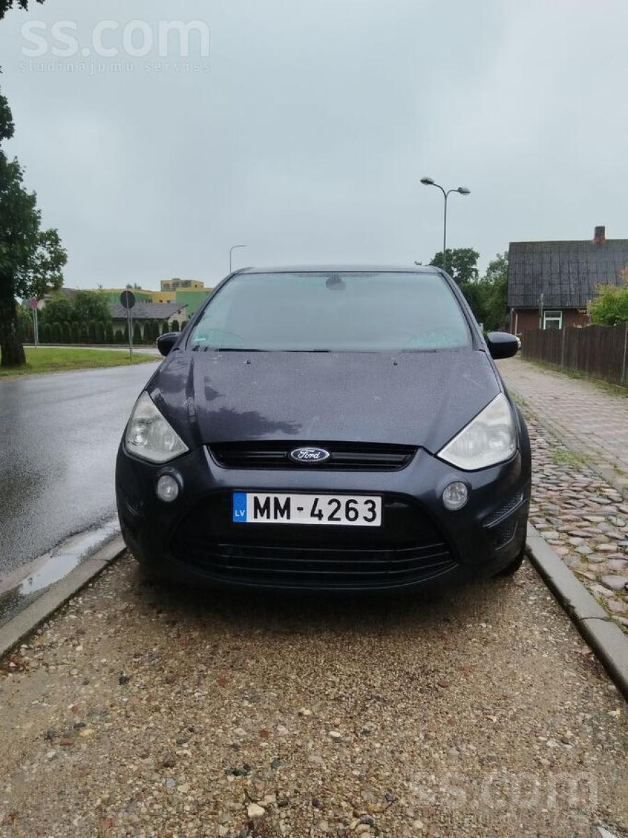 Blue Ford S-Max 2013 in Kuldiga, with an engine capacity of 2.00 L and mileage of 278 thousand km for 3850 €, photo 1 on AUTOMOTO.COM.LV