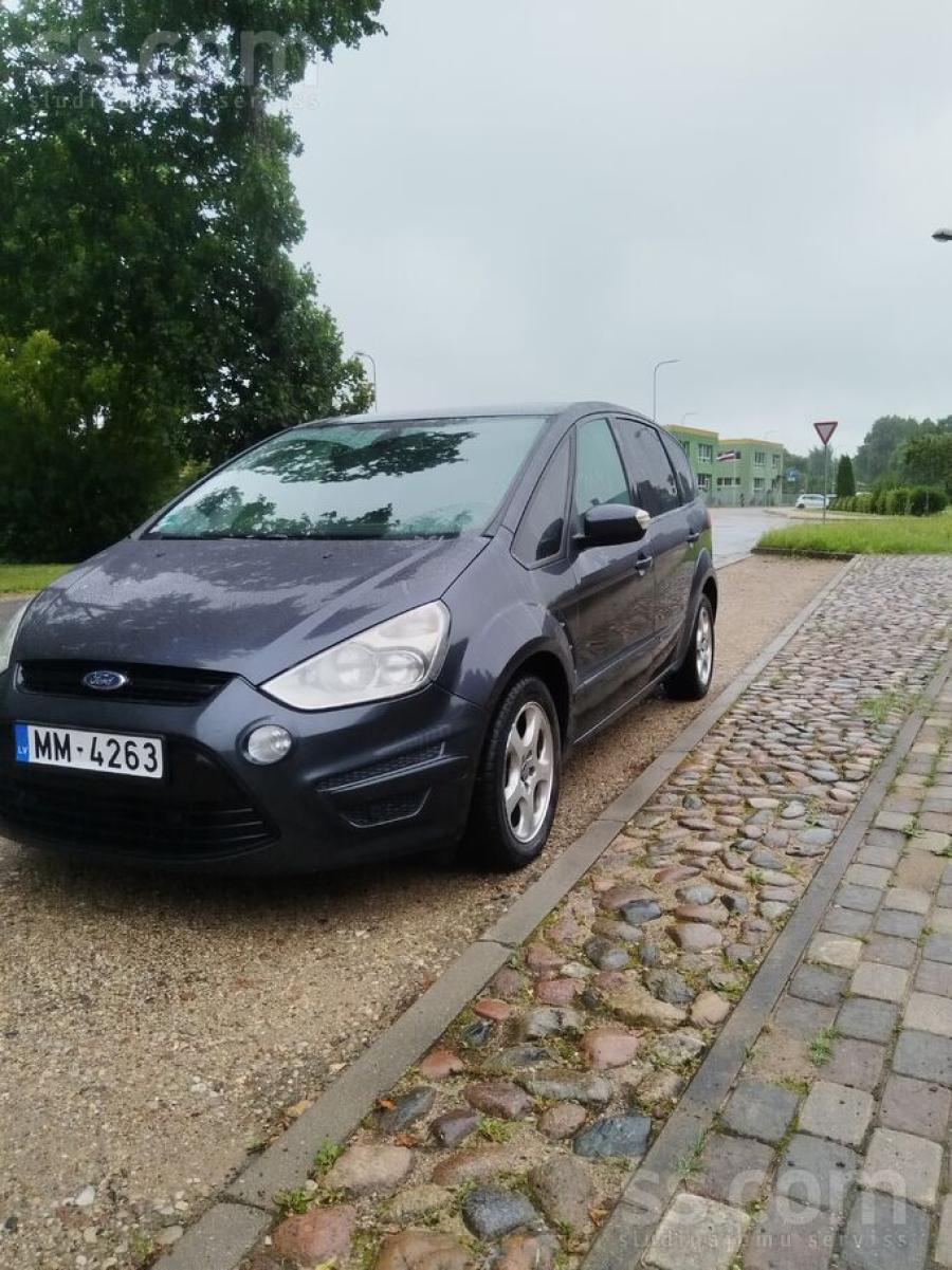 Blue Ford S-Max 2013 in Kuldiga, with an engine capacity of 2.00 L and mileage of 278 thousand km for 3850 €, photo 3 on AUTOMOTO.COM.LV