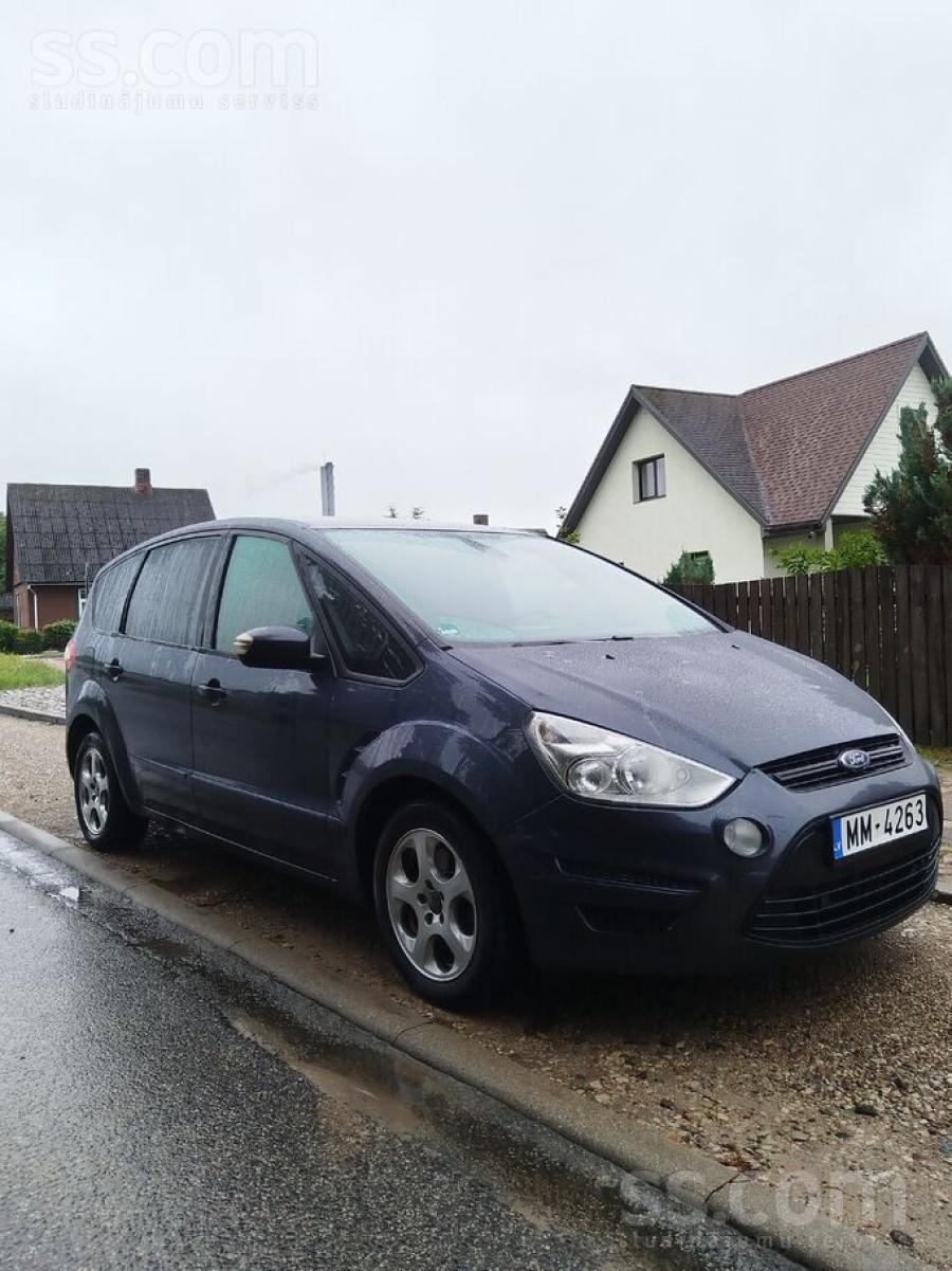 Blue Ford S-Max 2013 in Kuldiga, with an engine capacity of 2.00 L and mileage of 278 thousand km for 3850 €, photo 4 on AUTOMOTO.COM.LV