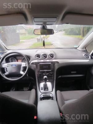 Blue Ford S-Max 2013 in Kuldiga, with an engine capacity of 2.00 L and mileage of 278 thousand km for 3850 €, photo 6 on AUTOMOTO.COM.LV