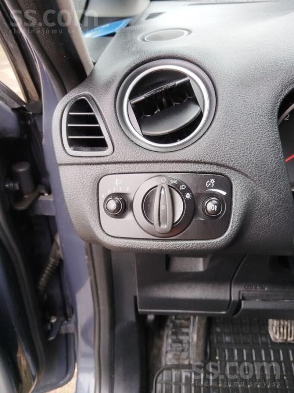 Zils Ford S-Max 2013 Kuldīga, ar dzinēja tilpumu 2.00 L un nobraukumu 278 tūkst. km par 3850 €, foto 7 vietnē AUTOMOTO.COM.LV
