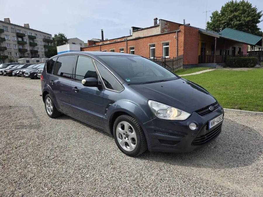 Blue Ford S-Max 2013 in Ventspils, with an engine capacity of 2.00 L and mileage of 279 thousand km for 3890 €, photo 4 on AUTOMOTO.COM.LV