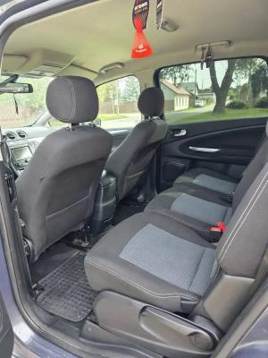 Blue Ford S-Max 2013 in Ventspils, with an engine capacity of 2.00 L and mileage of 279 thousand km for 3890 €, photo 16 on AUTOMOTO.COM.LV