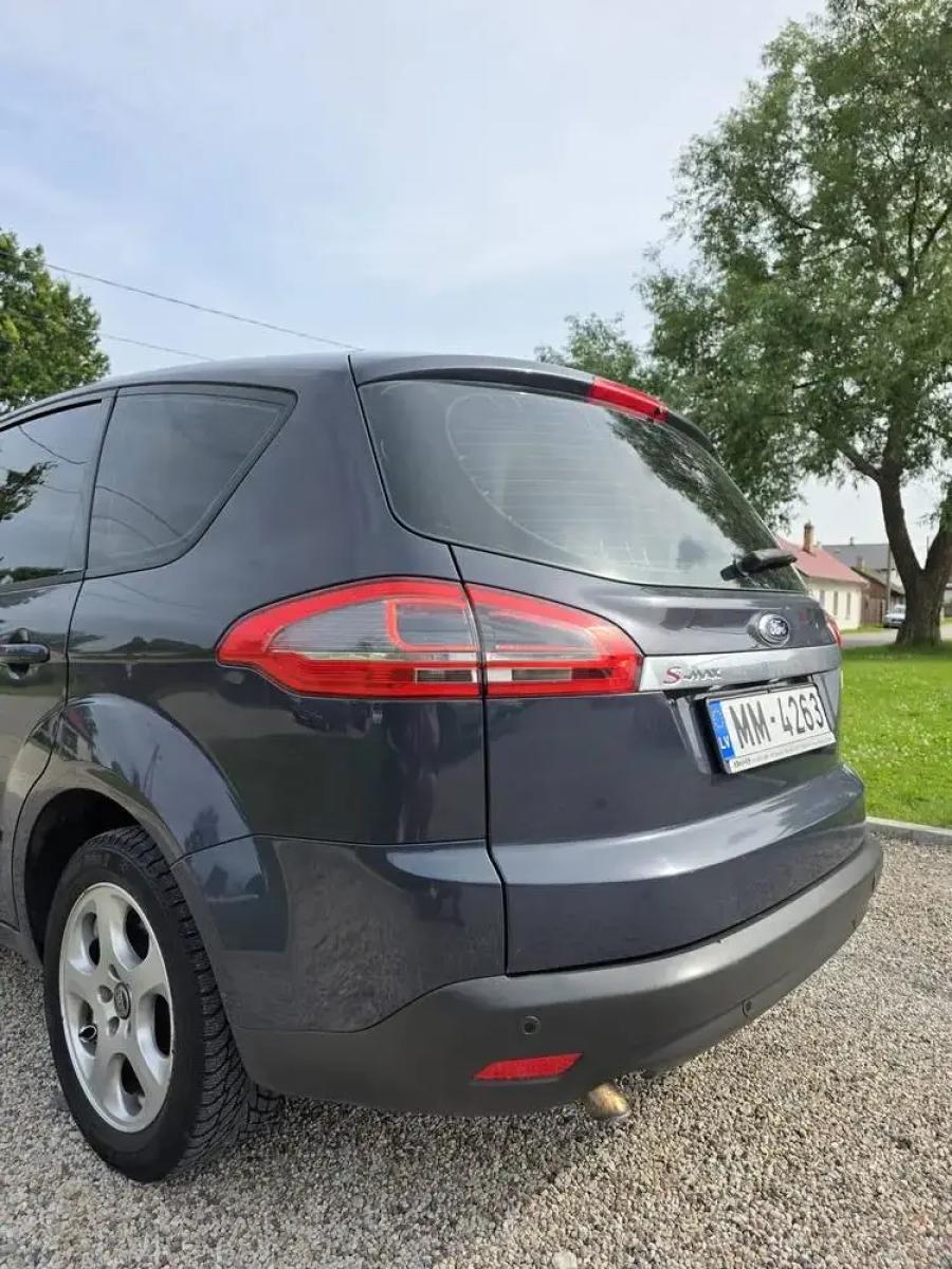 Blue Ford S-Max 2013 in Ventspils, with an engine capacity of 2.00 L and mileage of 279 thousand km for 3890 €, photo 20 on AUTOMOTO.COM.LV