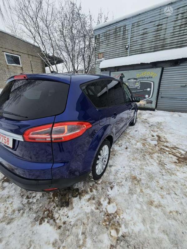 Zils Ford S-Max 2014 Viļņa, ar dzinēja tilpumu 2.00 L un nobraukumu 194 tūkst. km par 6200 €, foto 5 vietnē AUTOMOTO.COM.LV