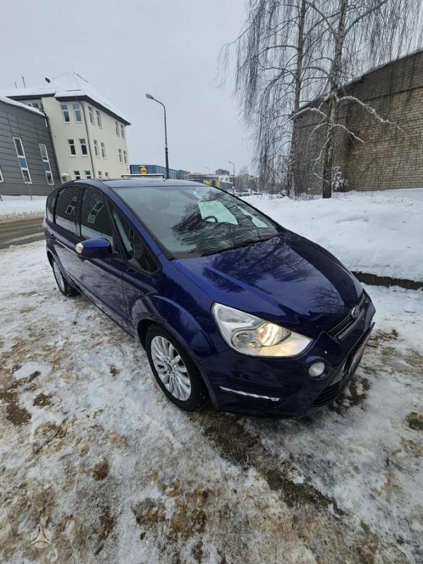 Zils Ford S-Max 2014 Viļņa, ar dzinēja tilpumu 2.00 L un nobraukumu 194 tūkst. km par 6200 €, foto 8 vietnē AUTOMOTO.COM.LV