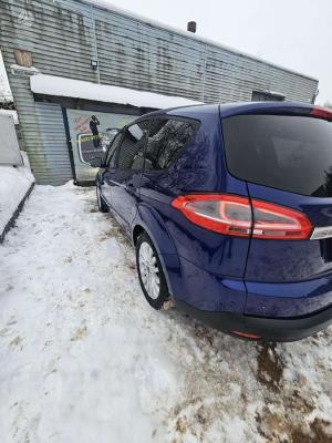 Blue Ford S-Max 2014 in Vilnius, with an engine capacity of 2.00 L and mileage of 194 thousand km for 6200 €, photo 6 on AUTOMOTO.COM.LV