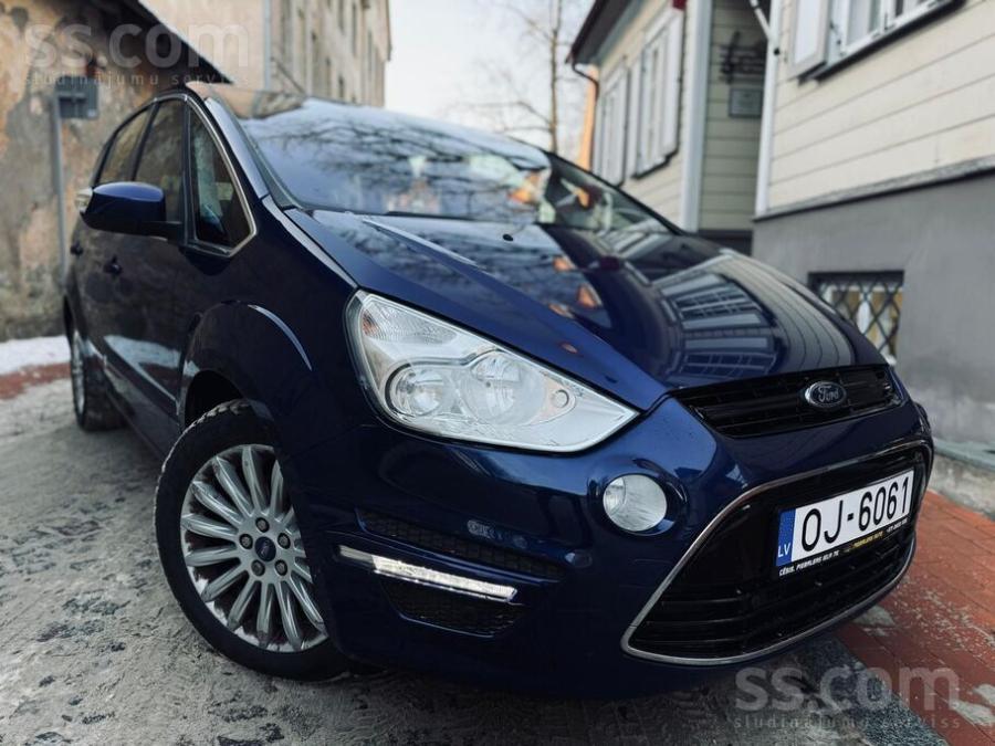 Blue Ford S-Max 2014 in Cesis, with an engine capacity of 1.60 L and mileage of 0 thousand km for 5990 €, photo 1 on AUTOMOTO.COM.LV