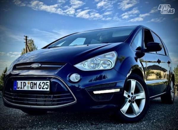 Blue Ford S-Max 2014 in Vilnius, with an engine capacity of 2.00 L and mileage of 301 thousand km for 4699 €, photo 2 on AUTOMOTO.COM.LV