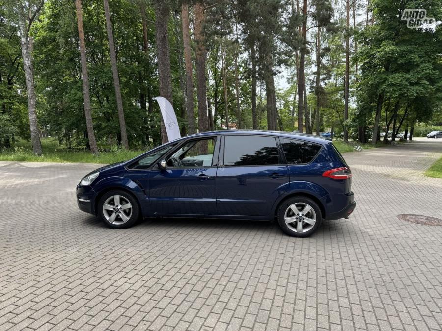 Blue Ford S-Max 2014 in Alytus, with an engine capacity of 2.00 L and mileage of 298 thousand km for 5299 €, photo 4 on AUTOMOTO.COM.LV