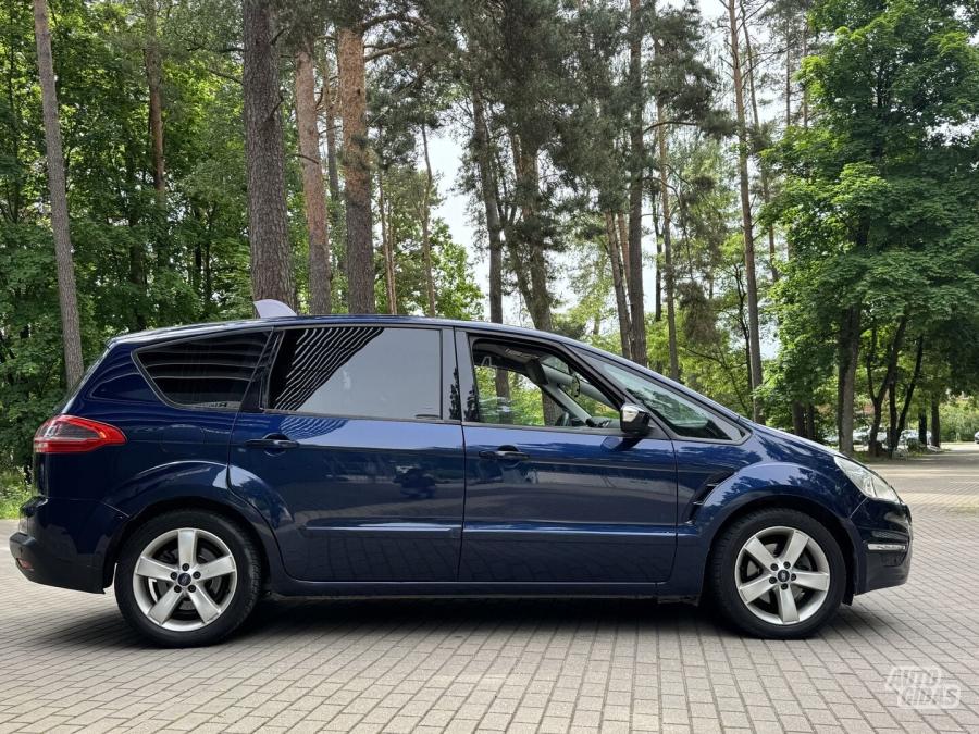 Zils Ford S-Max 2014 Alīta, ar dzinēja tilpumu 2.00 L un nobraukumu 298 tūkst. km par 5099 €, foto 27 vietnē AUTOMOTO.COM.LV