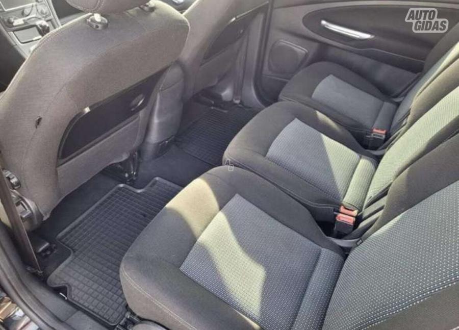 Zils Ford S-Max 2014 Alīta, ar dzinēja tilpumu 2.00 L un nobraukumu 298 tūkst. km par 5099 €, foto 33 vietnē AUTOMOTO.COM.LV