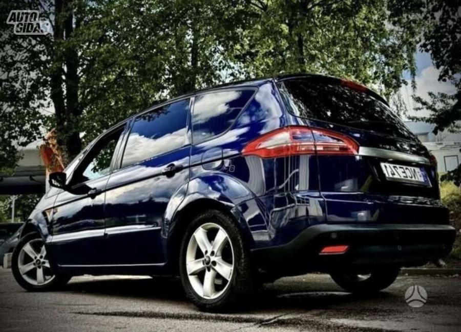 Blue Ford S-Max 2014 in Alytus, with an engine capacity of 2.00 L and mileage of 301 thousand km for 4599 €, photo 1 on AUTOMOTO.COM.LV