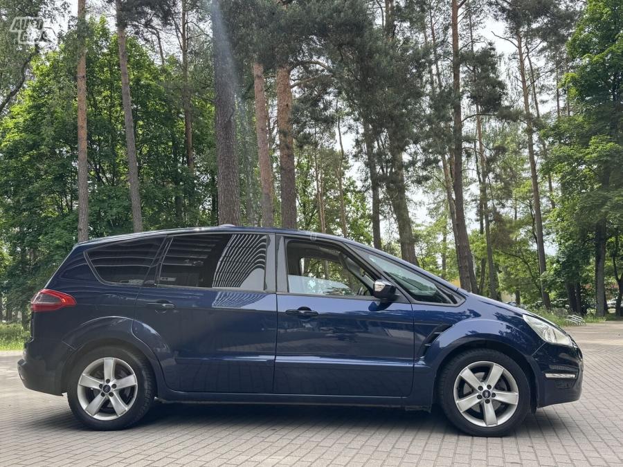 Zils Ford S-Max 2014 Alīta, ar dzinēja tilpumu 2.00 L un nobraukumu 301 tūkst. km par 4399 €, foto 6 vietnē AUTOMOTO.COM.LV