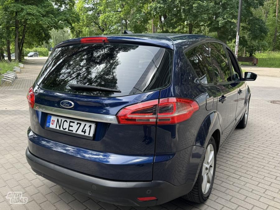Zils Ford S-Max 2014 Alīta, ar dzinēja tilpumu 2.00 L un nobraukumu 301 tūkst. km par 4399 €, foto 13 vietnē AUTOMOTO.COM.LV