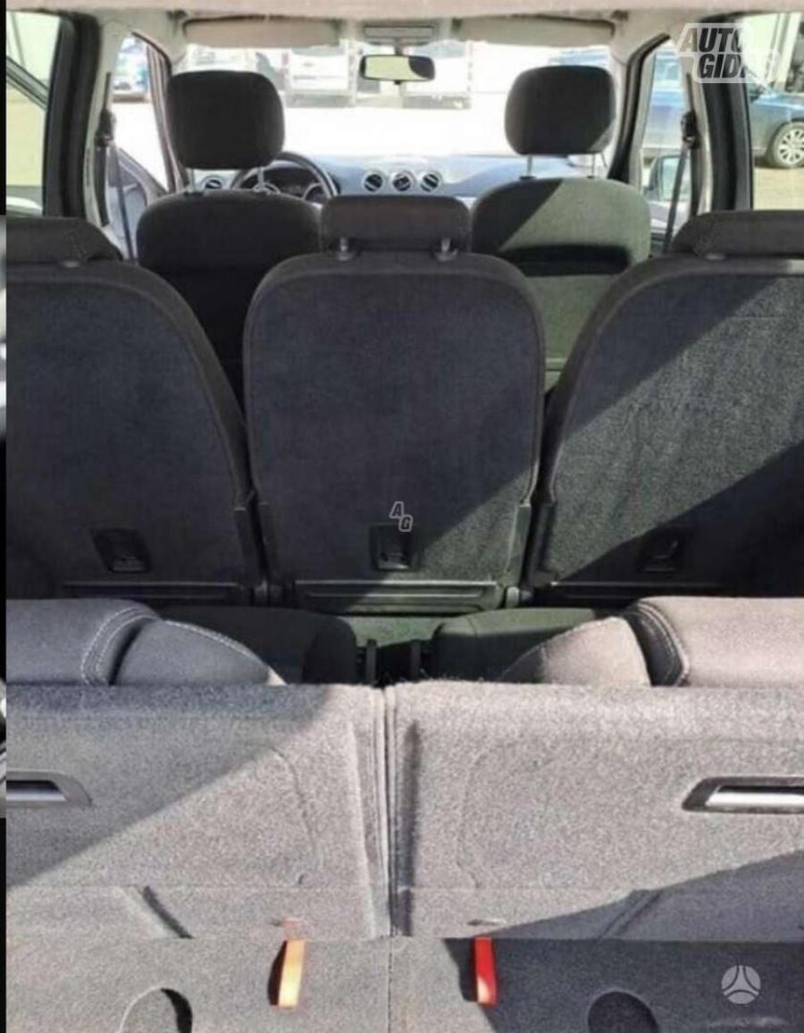 Zils Ford S-Max 2014 Alīta, ar dzinēja tilpumu 2.00 L un nobraukumu 301 tūkst. km par 4399 €, foto 32 vietnē AUTOMOTO.COM.LV