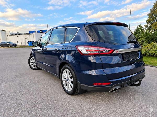 Blue Ford S-Max 2016 in Pakruojis, with an engine capacity of 2.00 L and mileage of 276 thousand km for 6200 €, photo 6 on AUTOMOTO.COM.LV