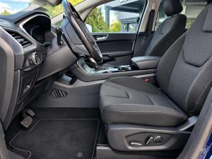 Blue Ford S-Max 2016 in Pakruojis, with an engine capacity of 2.00 L and mileage of 276 thousand km for 6200 €, photo 9 on AUTOMOTO.COM.LV