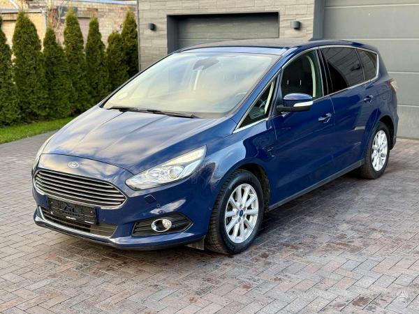 Blue Ford S-Max 2017 in Siauliai, with an engine capacity of 2.00 L and mileage of 207 thousand km for 9000 €, photo 2 on AUTOMOTO.COM.LV