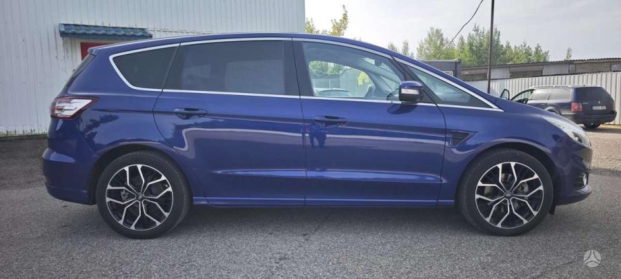 Blue Ford S-Max 2017 in Utena, with an engine capacity of 1.50 L and mileage of 186 thousand km for 8150 €, photo 7 on AUTOMOTO.COM.LV
