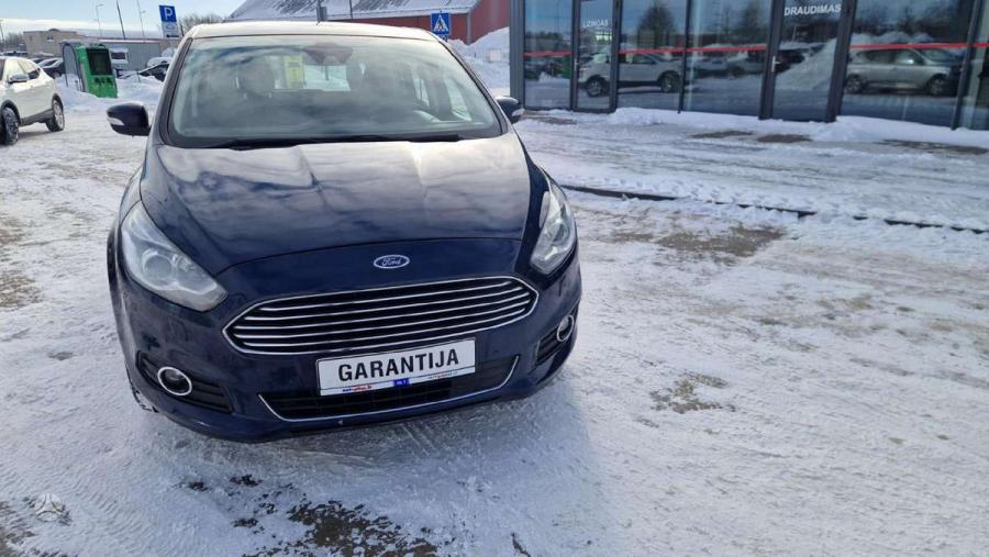 Blue Ford S-Max 2018 in Siauliai, with an engine capacity of 2.00 L and mileage of 210 thousand km for 9950 €, photo 2 on AUTOMOTO.COM.LV