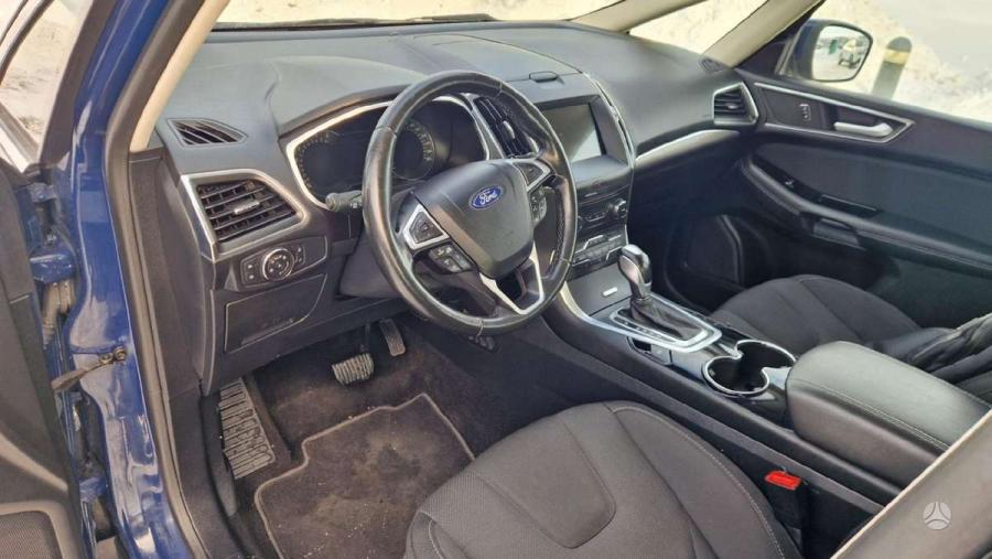 Blue Ford S-Max 2018 in Siauliai, with an engine capacity of 2.00 L and mileage of 210 thousand km for 9950 €, photo 10 on AUTOMOTO.COM.LV