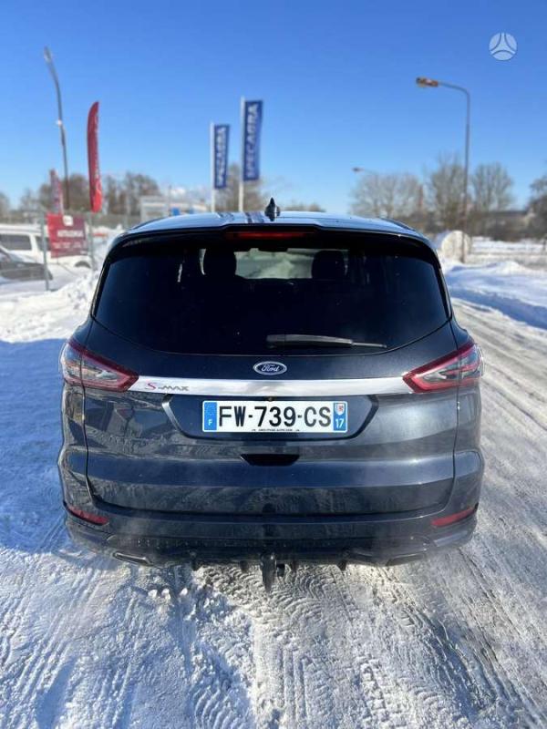 Blue Ford S-Max 2020 in Panevezys, with an engine capacity of 2.00 L and mileage of 262 thousand km for 11500 €, photo 8 on AUTOMOTO.COM.LV