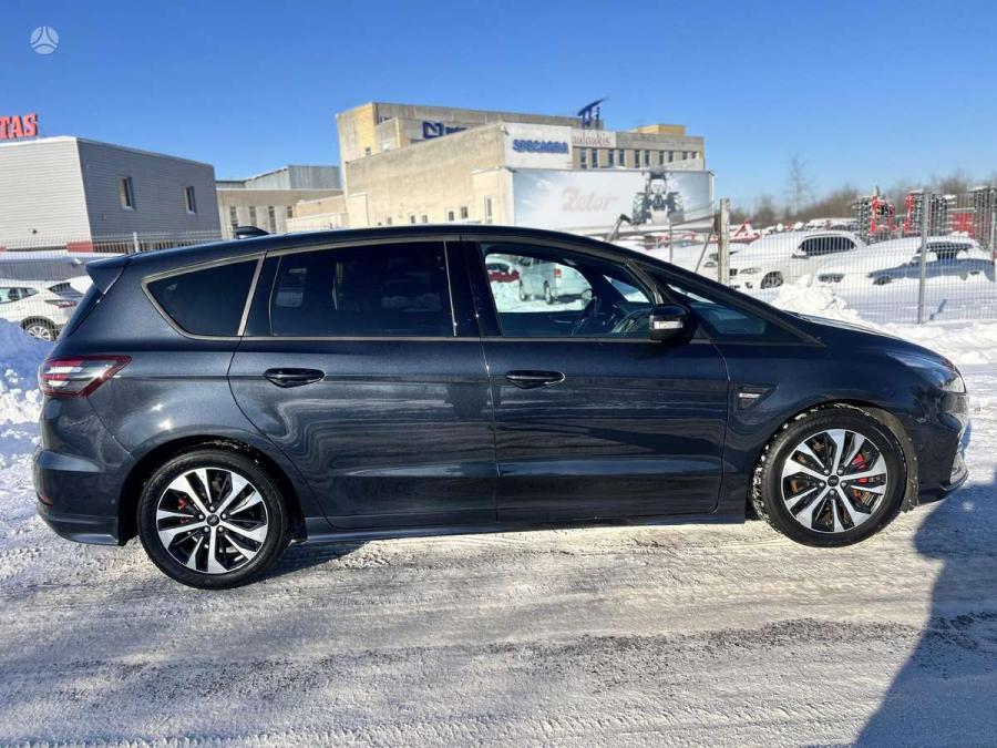 Blue Ford S-Max 2020 in Panevezys, with an engine capacity of 2.00 L and mileage of 262 thousand km for 11500 €, photo 10 on AUTOMOTO.COM.LV