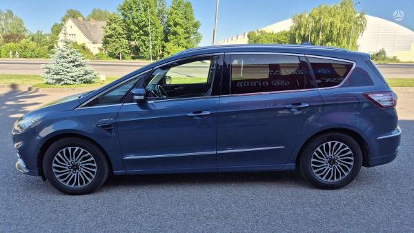 Blue Ford S-Max 2020 in Marijampole, with an engine capacity of 2.00 L and mileage of 216 thousand km for 17600 €, photo 4 on AUTOMOTO.COM.LV