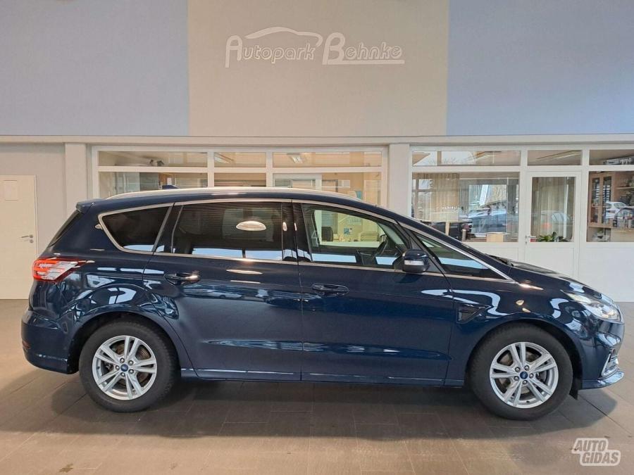 Blue Ford S-Max 2021 in Kaunas, with an engine capacity of 2.00 L and mileage of 85 thousand km for 27929 €, photo 2 on AUTOMOTO.COM.LV
